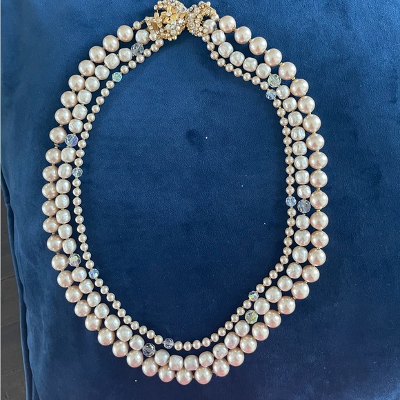 Accessories | Beautiful Vintage Three String Pearl Necklace 22 Inches ...